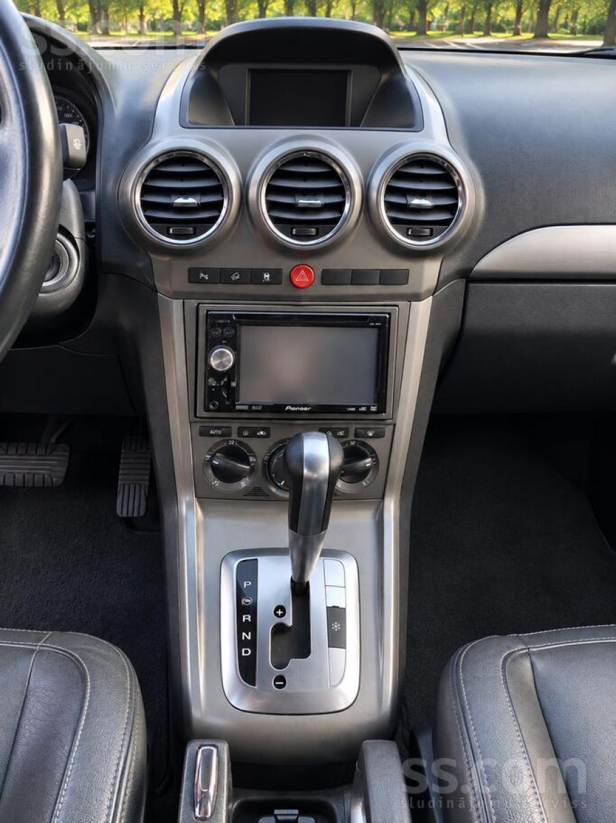 Brūns Opel Antara 2008 Rīga, ar dzinēja tilpumu 2.00 L un nobraukumu 240 tūkst. km par 3950 €, foto 19 vietnē AUTOMOTO.COM.LV