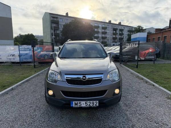 Brown Opel Antara 2013 in Ventspils, with an engine capacity of 2.20 L and mileage of 251 thousand km for 4990 €, photo 2 on AUTOMOTO.COM.LV