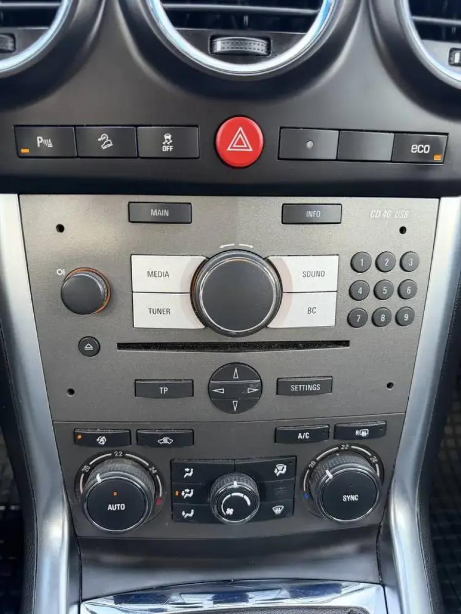 Brūns Opel Antara 2013 Ventspils, ar dzinēja tilpumu 2.20 L un nobraukumu 251 tūkst. km par 4990 €, foto 19 vietnē AUTOMOTO.COM.LV