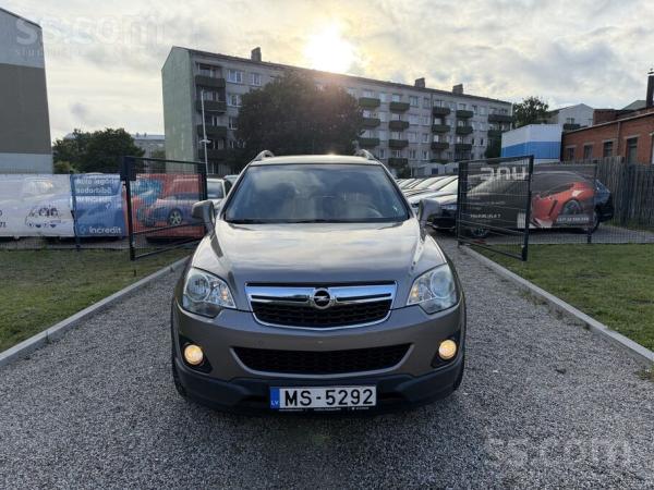 Opel Antara 2013 in Ventspils on AUTOMOTO.COM.LV Brown Opel Antara 2013 in Ventspils, with an engine capacity of 2.20 L and mileage of 253 thousand km for 4500 €, photo 3 on AUTOMOTO.COM.LV