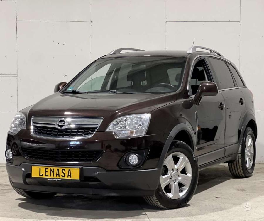 Brown Opel Antara 2014 in Klaipeda, with an engine capacity of 2.38 L and mileage of 130 thousand km for 6900 €, photo 1 on AUTOMOTO.COM.LV