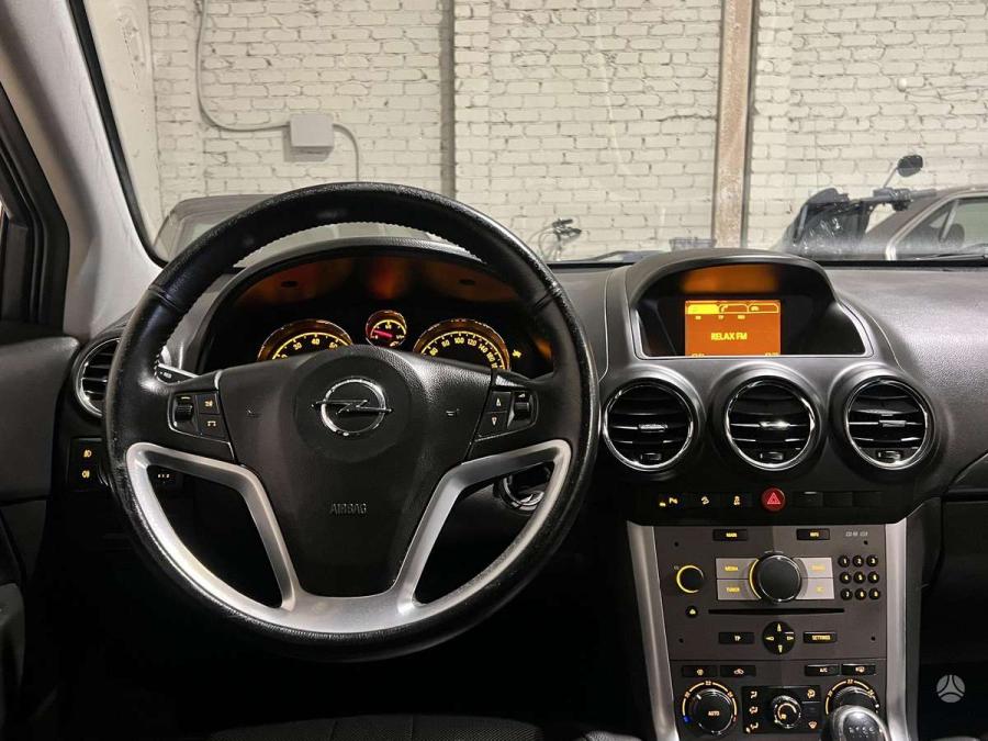 Brown Opel Antara 2014 in Klaipeda, with an engine capacity of 2.38 L and mileage of 130 thousand km for 6900 €, photo 14 on AUTOMOTO.COM.LV