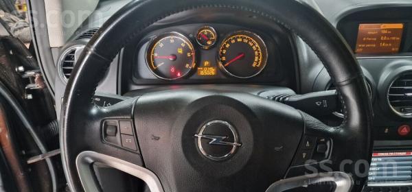 Brūns Opel Antara 2015 Rīga, ar dzinēja tilpumu 2.20 L un nobraukumu 168 tūkst. km par 5900 €, foto 9 vietnē AUTOMOTO.COM.LV