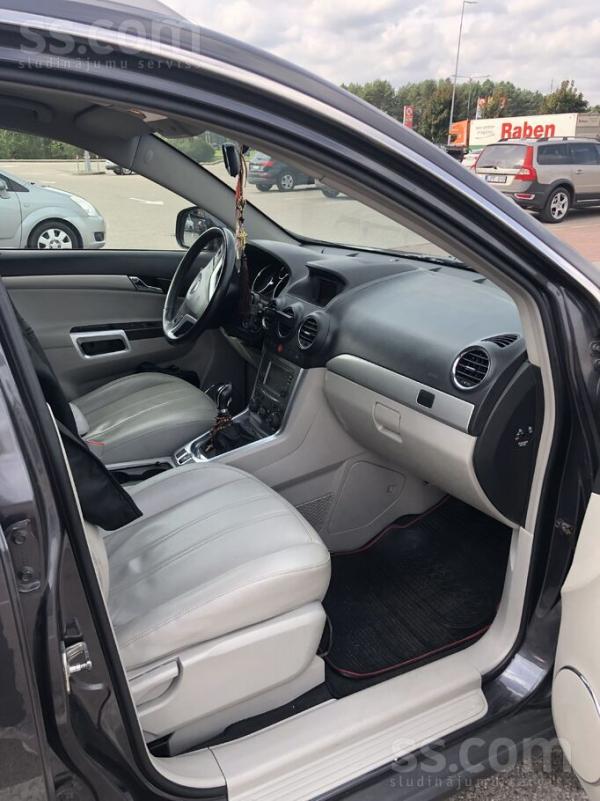 Opel Antara 2015 Daugavpils vietnē Brūns Opel Antara 2015 Daugavpils, ar dzinēja tilpumu 2.20 L un nobraukumu 123 tūkst. km par 7500 €, foto 7 vietnē AUTOMOTO.COM.LV