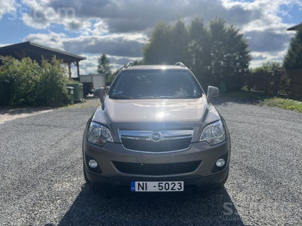 Brown Opel Antara 2015 in Saldus, with an engine capacity of 2.20 L and mileage of 237 thousand km for 6590 €, photo 1 on AUTOMOTO.COM.LV