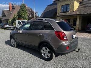 Brown Opel Antara 2015 in Saldus, with an engine capacity of 2.20 L and mileage of 237 thousand km for 6590 €, photo 6 on AUTOMOTO.COM.LV