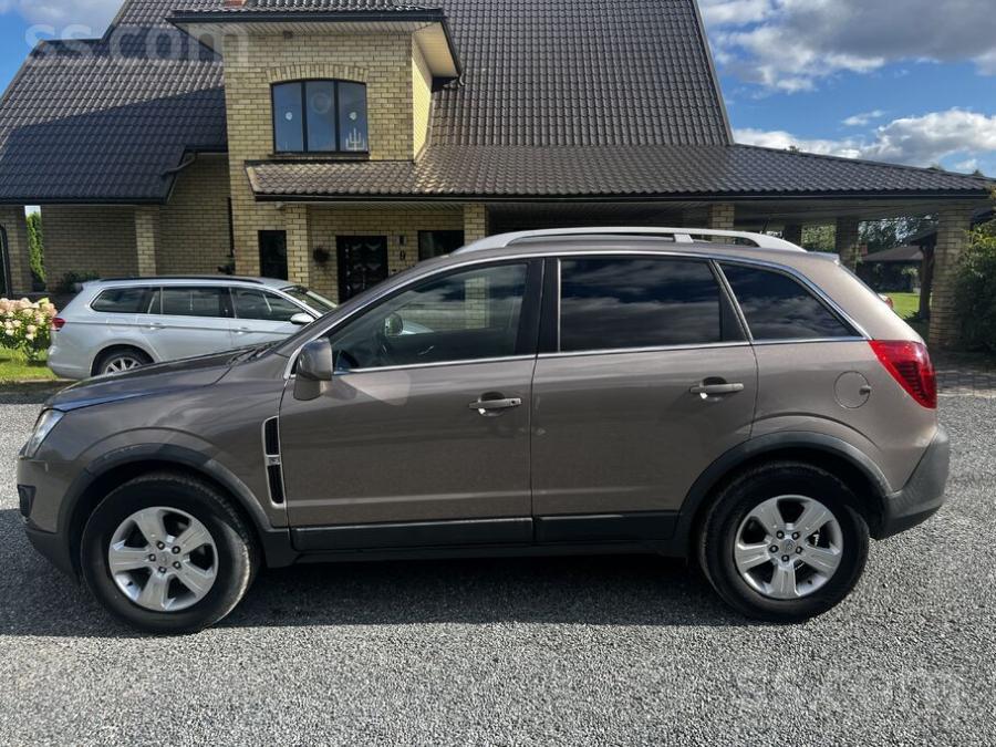 Brown Opel Antara 2015 in Saldus, with an engine capacity of 2.20 L and mileage of 237 thousand km for 6590 €, photo 7 on AUTOMOTO.COM.LV