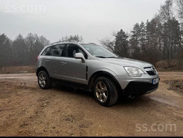 Opel Antara 2007 in Kraslava, with an engine capacity of 2.00 L and mileage of 320 thousand km for 3200 €, photo 4 on AUTOMOTO.COM.LV