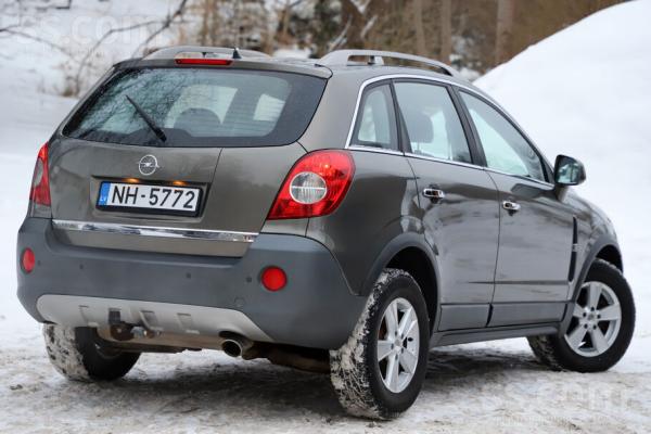 Opel Antara 2007 in Tukums, with an engine capacity of 2.00 L and mileage of 243 thousand km for 4250 €, photo 4 on AUTOMOTO.COM.LV