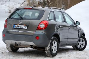 Opel Antara 2007 in Tukums, with an engine capacity of 2.00 L and mileage of 243 thousand km for 4250 €, photo 4 on AUTOMOTO.COM.LV