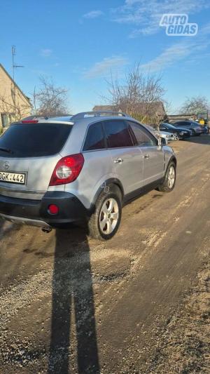 Opel Antara 2007 in Vilnius, with an engine capacity of 2.00 L and mileage of 209 thousand km for 3000 €, photo 3 on AUTOMOTO.COM.LV