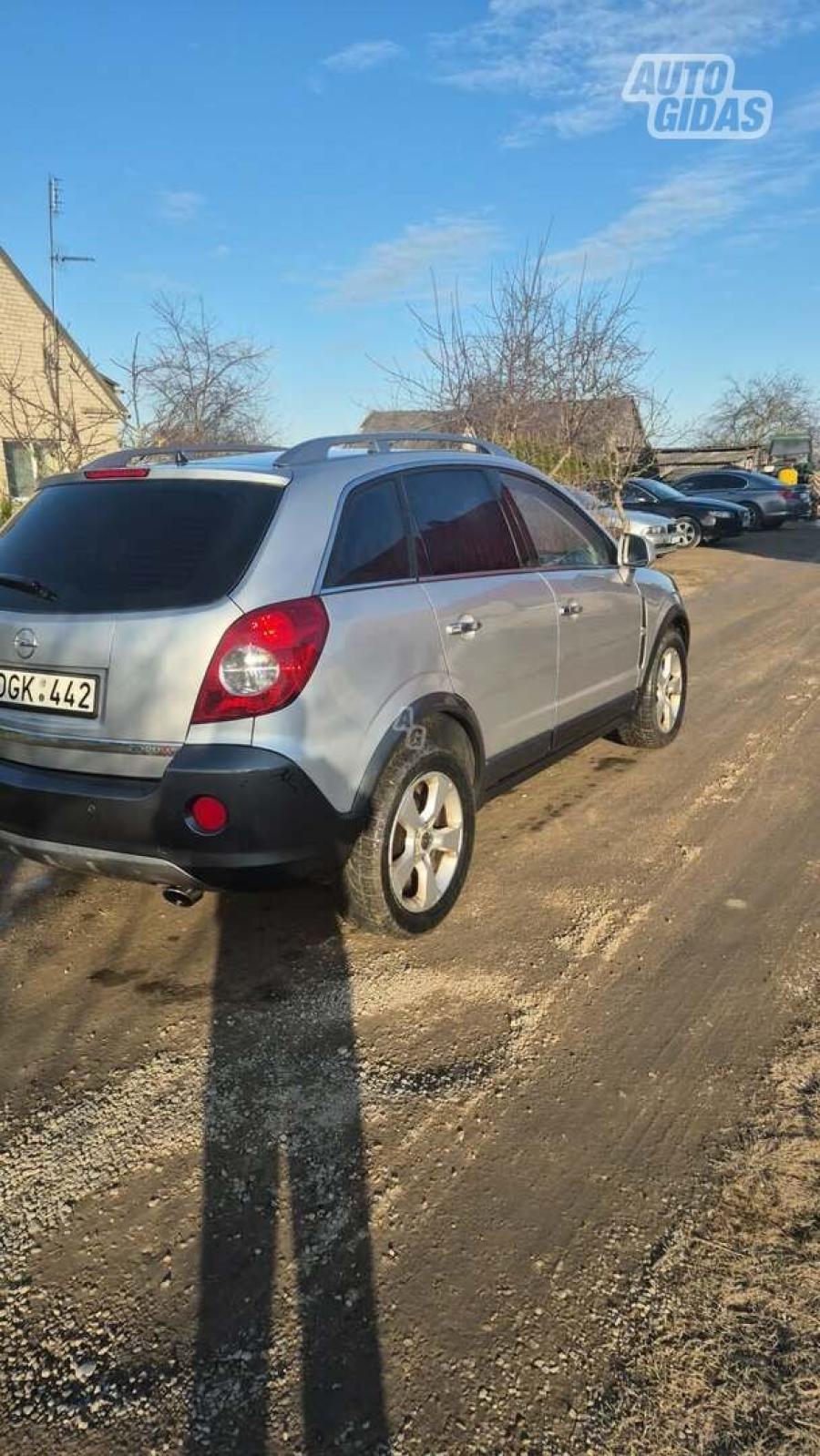 Opel Antara 2007 in Vilnius, with an engine capacity of 2.00 L and mileage of 209 thousand km for 3000 €, photo 3 on AUTOMOTO.COM.LV