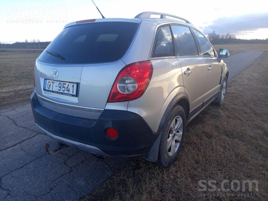 Opel Antara 2007 in Preili, with an engine capacity of 2.00 L and mileage of 399 thousand km for 2700 €, photo 5 on AUTOMOTO.COM.LV