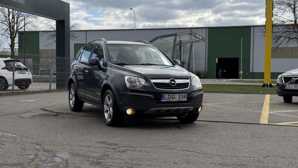 Opel Antara 2007 in Siauliai, with an engine capacity of 2.00 L and mileage of 210 thousand km for 2550 €, photo 1 on AUTOMOTO.COM.LV