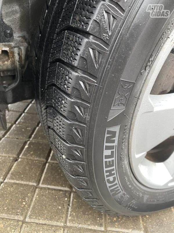 Opel Antara 2007 Viļņa, ar dzinēja tilpumu 2.00 L un nobraukumu 181 tūkst. km par 3200 €, foto 8 vietnē AUTOMOTO.COM.LV