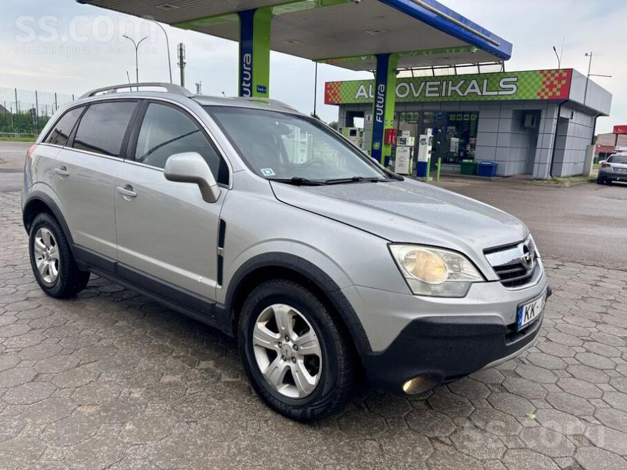 Opel Antara 2007 in Daugavpils, with an engine capacity of 2.00 L and mileage of 257 thousand km for 2650 €, photo 5 on AUTOMOTO.COM.LV