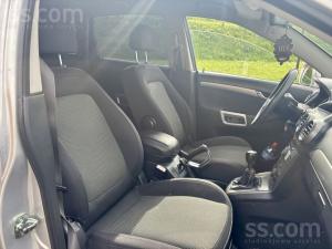 Opel Antara 2007 in Daugavpils, with an engine capacity of 2.00 L and mileage of 257 thousand km for 2650 €, photo 12 on AUTOMOTO.COM.LV