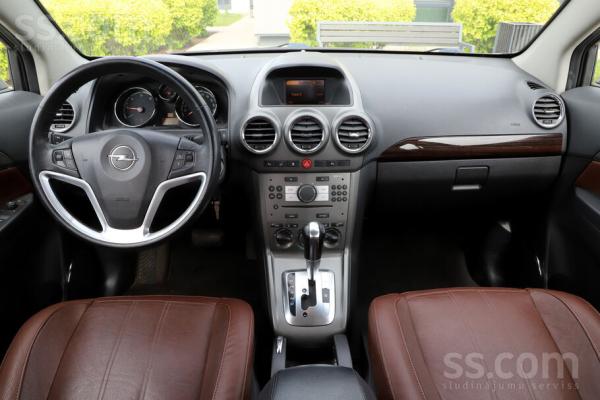 Opel Antara 2007 Tukums, ar dzinēja tilpumu 2.00 L un nobraukumu 243 tūkst. km par 4590 €, foto 6 vietnē AUTOMOTO.COM.LV