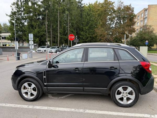 Opel Antara 2007 in Vilnius on AUTOMOTO.COM.LV Opel Antara 2007 in Vilnius, with an engine capacity of 2.40 L and mileage of 336 thousand km for 1450 €, photo 7 on AUTOMOTO.COM.LV