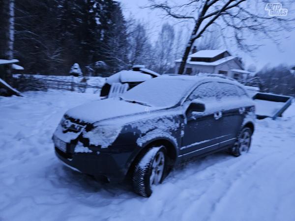 Opel Antara 2008 in Prienai, with an engine capacity of 2.00 L and mileage of 230 thousand km for 1650 €, photo 3 on AUTOMOTO.COM.LV