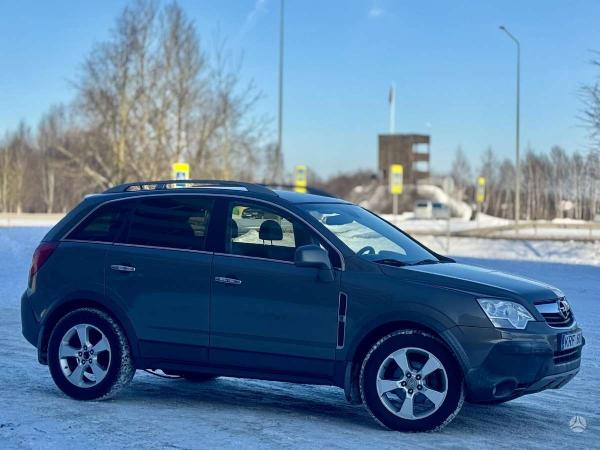 Opel Antara 2008 in Radviliskis, with an engine capacity of 2.00 L and mileage of 224 thousand km for 3400 €, photo 5 on AUTOMOTO.COM.LV