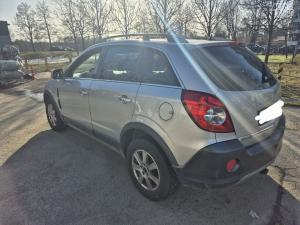 Opel Antara 2008 in Vilnius, with an engine capacity of 2.00 L and mileage of 265 thousand km for 1999 €, photo 3 on AUTOMOTO.COM.LV