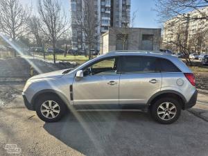 Opel Antara 2008 in Vilnius, with an engine capacity of 2.00 L and mileage of 265 thousand km for 1999 €, photo 6 on AUTOMOTO.COM.LV
