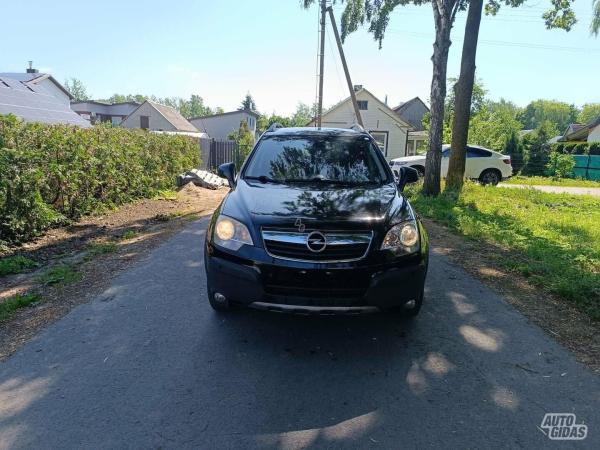 Opel Antara 2008 in Marijampole, with an engine capacity of 2.00 L and mileage of 330 thousand km for 1850 €, photo 1 on AUTOMOTO.COM.LV
