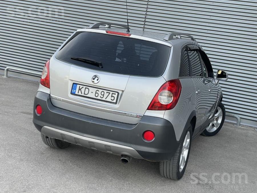 Opel Antara 2008 Rīga, ar dzinēja tilpumu 2.00 L un nobraukumu 151 tūkst. km par 3999 €, foto 4 vietnē AUTOMOTO.COM.LV