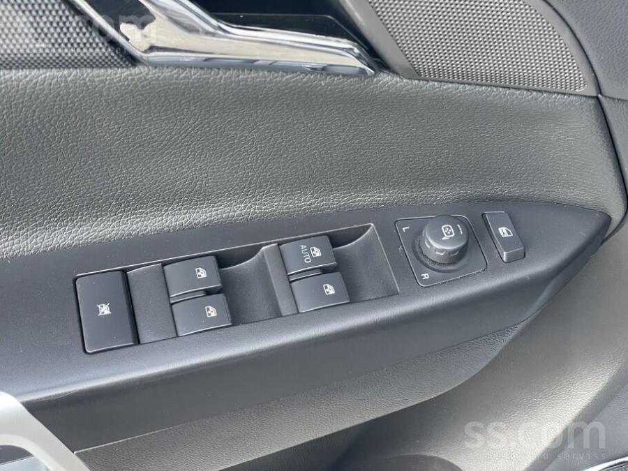 Opel Antara 2008 Rīga, ar dzinēja tilpumu 2.00 L un nobraukumu 151 tūkst. km par 3999 €, foto 11 vietnē AUTOMOTO.COM.LV