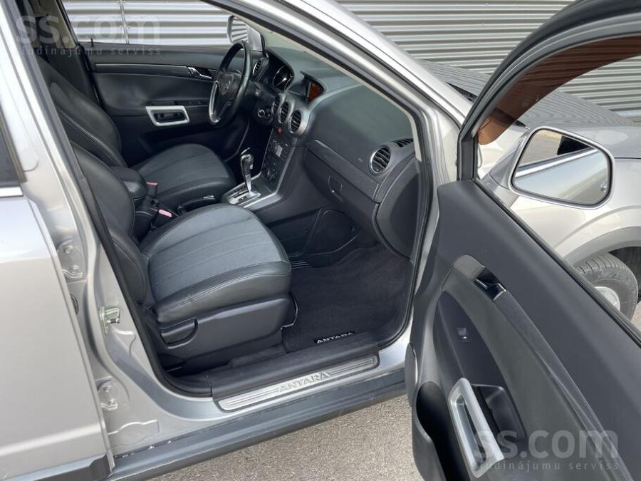 Opel Antara 2008 Rīga, ar dzinēja tilpumu 2.00 L un nobraukumu 151 tūkst. km par 3999 €, foto 12 vietnē AUTOMOTO.COM.LV