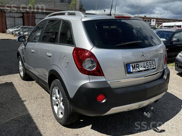 Opel Antara 2008 in Daugavpils, with an engine capacity of 2.00 L and mileage of 0 thousand km for 4350 €, photo 4 on AUTOMOTO.COM.LV