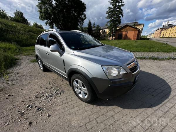 Opel Antara 2008 in Daugavpils, with an engine capacity of 2.00 L and mileage of 280 thousand km for 3100 €, photo 3 on AUTOMOTO.COM.LV