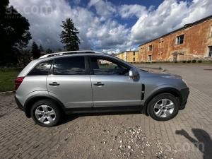 Opel Antara 2008 in Daugavpils, with an engine capacity of 2.00 L and mileage of 280 thousand km for 3100 €, photo 5 on AUTOMOTO.COM.LV