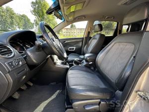 Opel Antara 2008 in Daugavpils, with an engine capacity of 2.00 L and mileage of 280 thousand km for 3100 €, photo 10 on AUTOMOTO.COM.LV