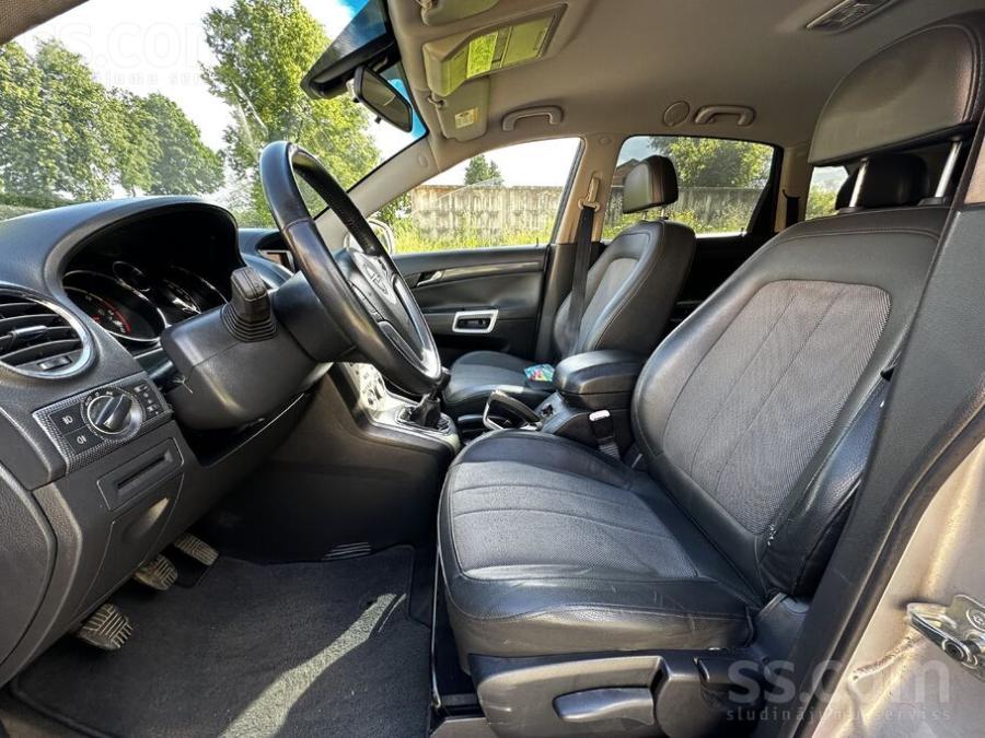 Opel Antara 2008 in Daugavpils, with an engine capacity of 2.00 L and mileage of 280 thousand km for 3100 €, photo 10 on AUTOMOTO.COM.LV