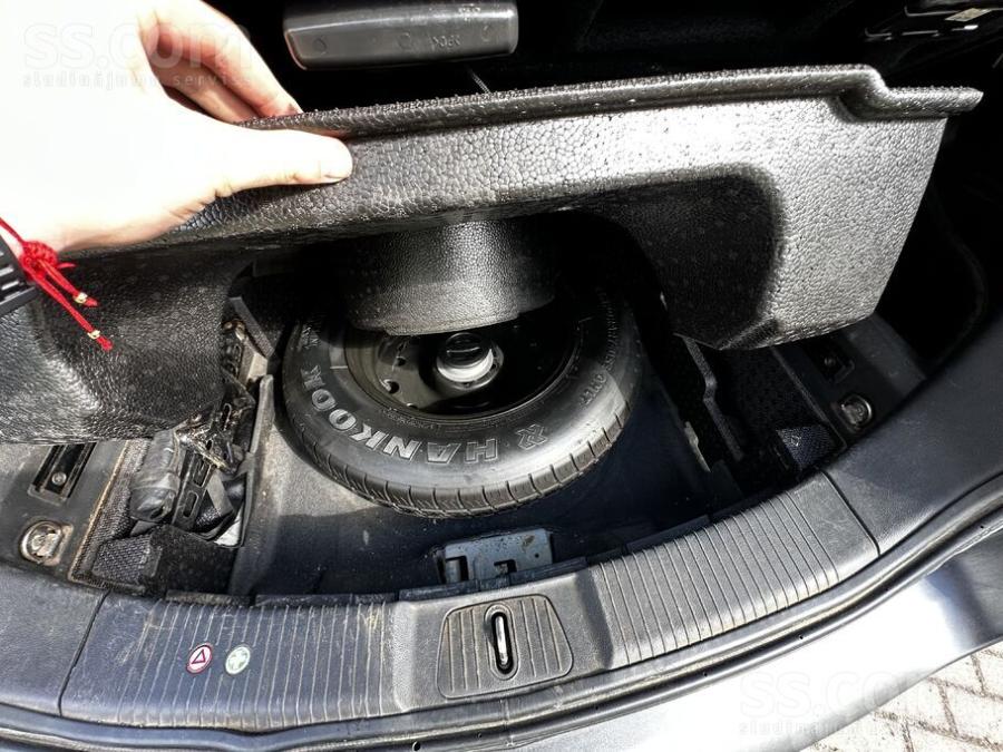 Opel Antara 2008 in Daugavpils, with an engine capacity of 2.00 L and mileage of 280 thousand km for 3100 €, photo 14 on AUTOMOTO.COM.LV