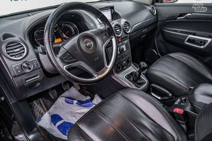 Opel Antara 2011 in Kaunas, with an engine capacity of 2.00 L and mileage of 173 thousand km for 6290 €, photo 6 on AUTOMOTO.COM.LV