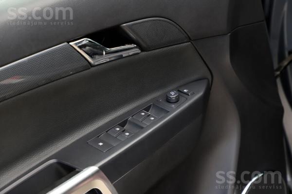 Opel Antara 2011 Tukums, ar dzinēja tilpumu 2.00 L un nobraukumu 320 tūkst. km par 3950 €, foto 8 vietnē AUTOMOTO.COM.LV