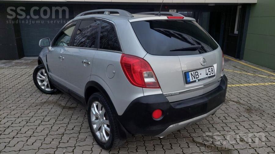 Opel Antara 2012 in Riga, with an engine capacity of 2.20 L and mileage of 135 thousand km for 5500 €, photo 6 on AUTOMOTO.COM.LV