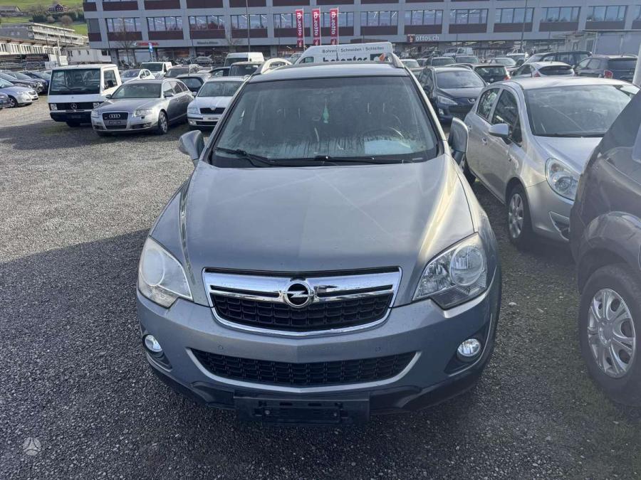 Opel Antara 2012 in Vilnius, with an engine capacity of 2.23 L and mileage of 209 thousand km for 3950 €, photo 1 on AUTOMOTO.COM.LV