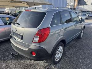 Opel Antara 2012 in Vilnius, with an engine capacity of 2.23 L and mileage of 209 thousand km for 3950 €, photo 5 on AUTOMOTO.COM.LV