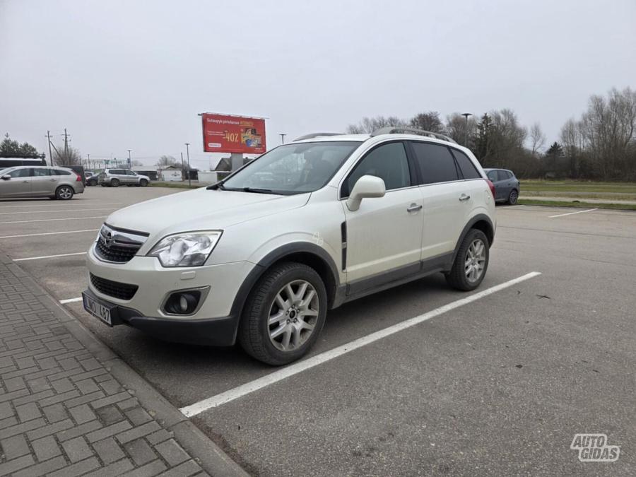 Opel Antara 2012 in Klaipeda, with an engine capacity of 2.20 L and mileage of 208 thousand km for 4700 €, photo 3 on AUTOMOTO.COM.LV