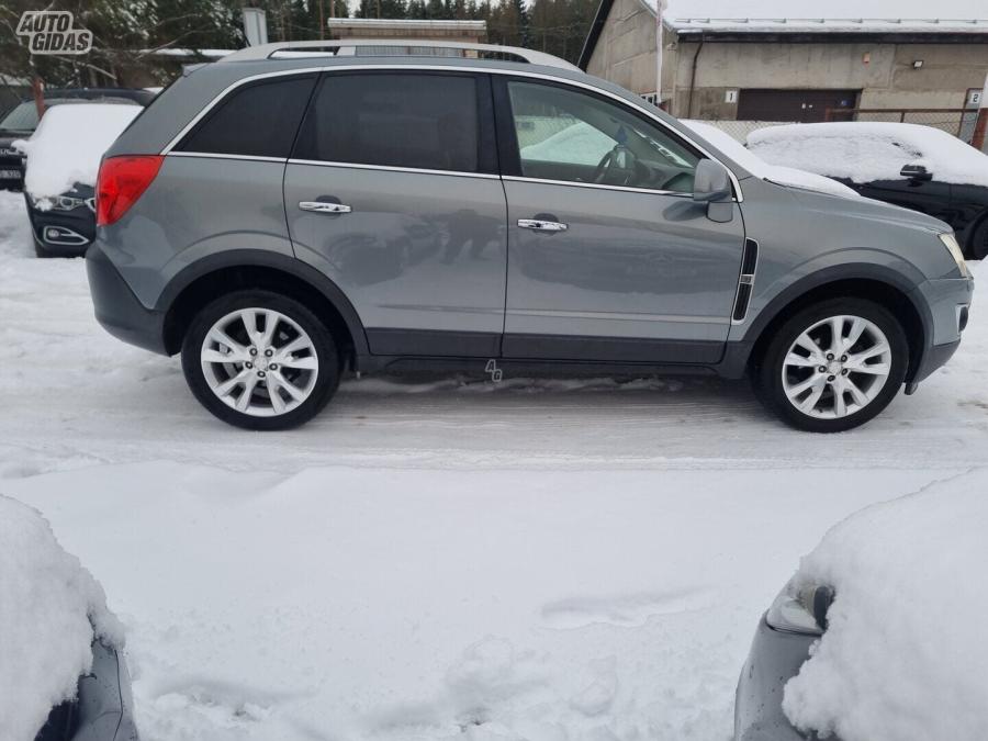 Opel Antara 2012 in Ukmerge, with an engine capacity of 2.20 L and mileage of 139 thousand km for 5790 €, photo 4 on AUTOMOTO.COM.LV