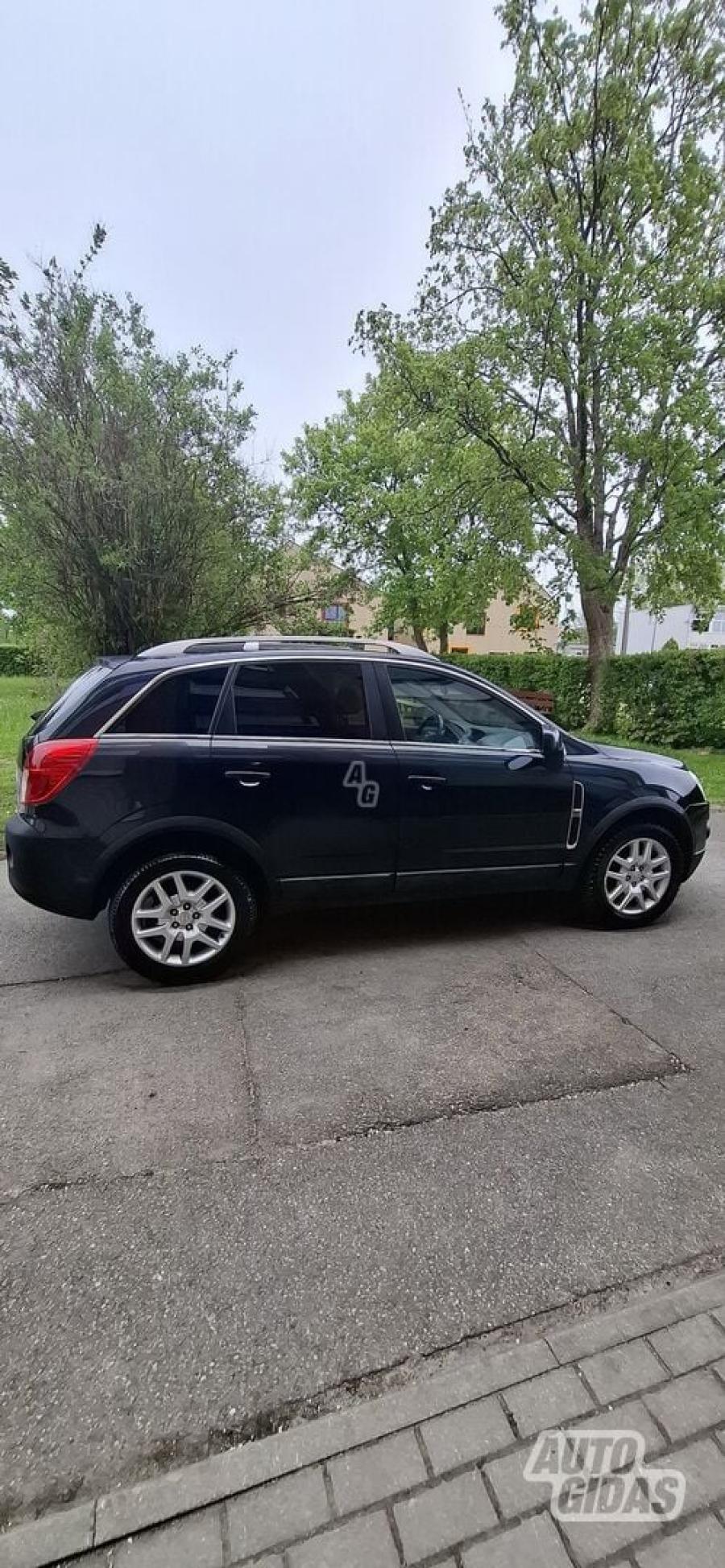 Opel Antara 2012 in Klaipeda, with an engine capacity of 2.20 L and mileage of 182 thousand km for 4700 €, photo 6 on AUTOMOTO.COM.LV
