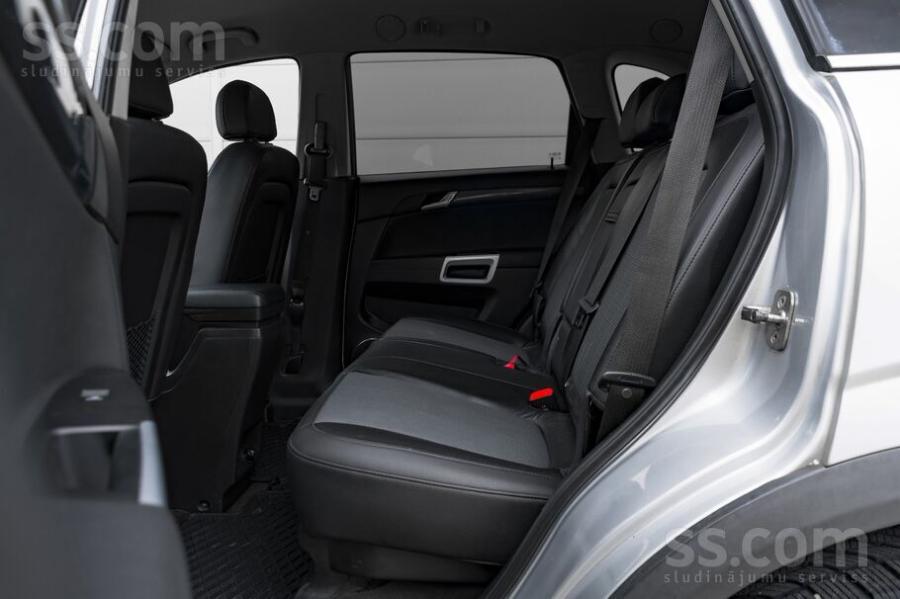 Opel Antara 2012 Rīga, ar dzinēja tilpumu 2.40 L un nobraukumu 216 tūkst. km par 4150 €, foto 12 vietnē AUTOMOTO.COM.LV