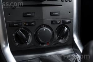 Opel Antara 2012 Rīga, ar dzinēja tilpumu 2.40 L un nobraukumu 216 tūkst. km par 4150 €, foto 25 vietnē AUTOMOTO.COM.LV