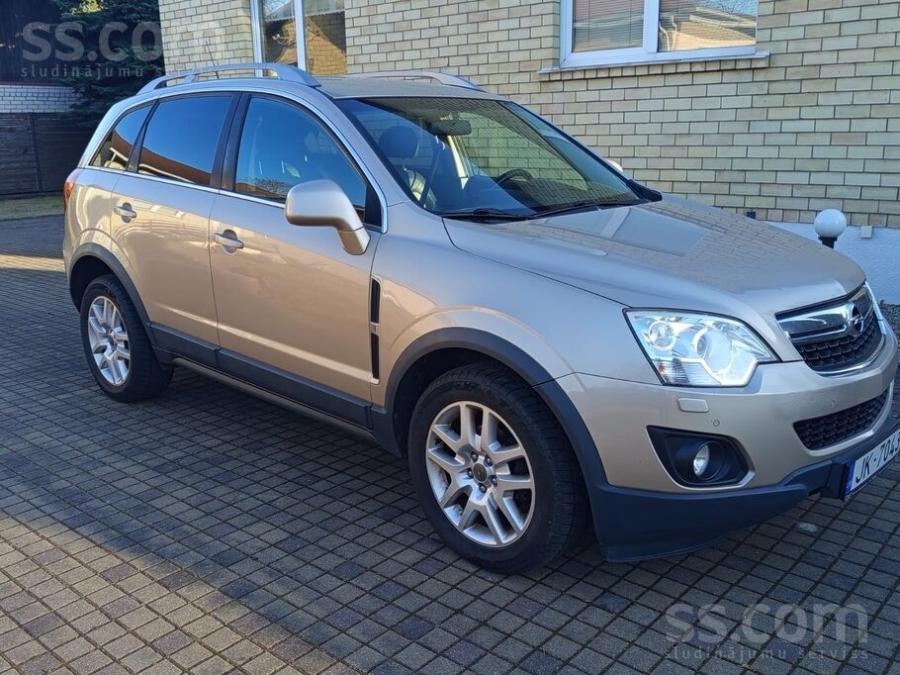 Opel Antara 2012 in Riga, with an engine capacity of 2.20 L and mileage of 220 thousand km for 4450 €, photo 4 on AUTOMOTO.COM.LV