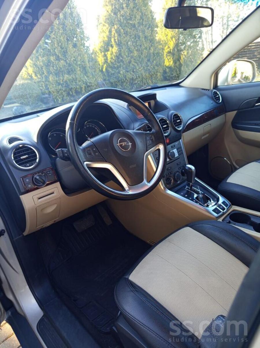 Opel Antara 2012 in Riga, with an engine capacity of 2.20 L and mileage of 220 thousand km for 4450 €, photo 9 on AUTOMOTO.COM.LV