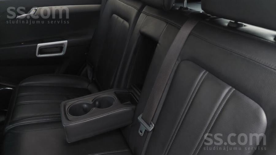 Opel Antara 2012 in Riga, with an engine capacity of 2.20 L and mileage of 135 thousand km for 4750 €, photo 8 on AUTOMOTO.COM.LV